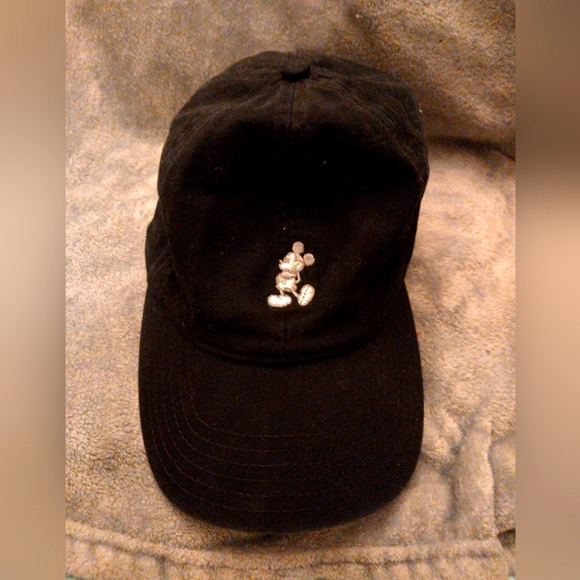 Disney | Accessories | Disney Mickey Mouse Cap | Poshmark